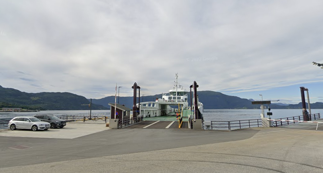 Ferge Halsa - Kanestraum: Kommende avganger, Priser og Beliggenhet - Ferje