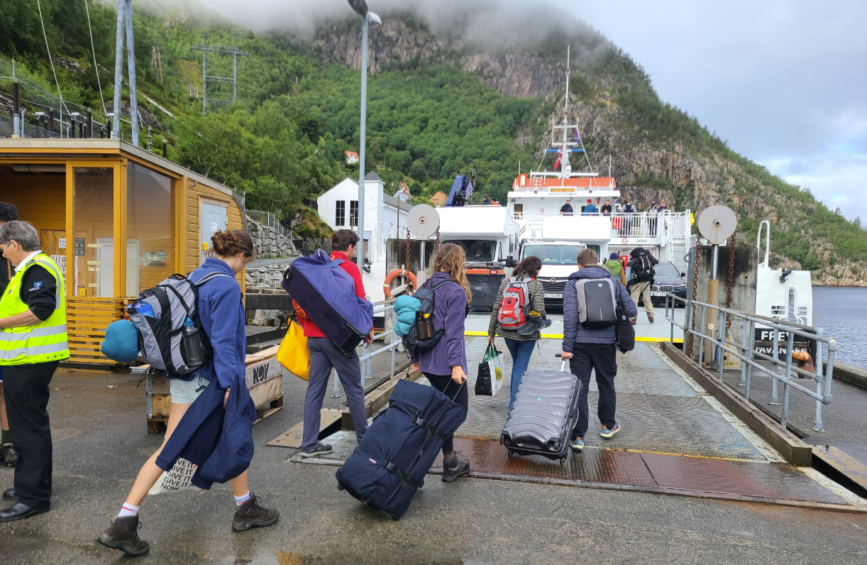 Ferge Lauvvik – Lysebotn: Kommende avganger, Priser og Beliggenhet - Ferje